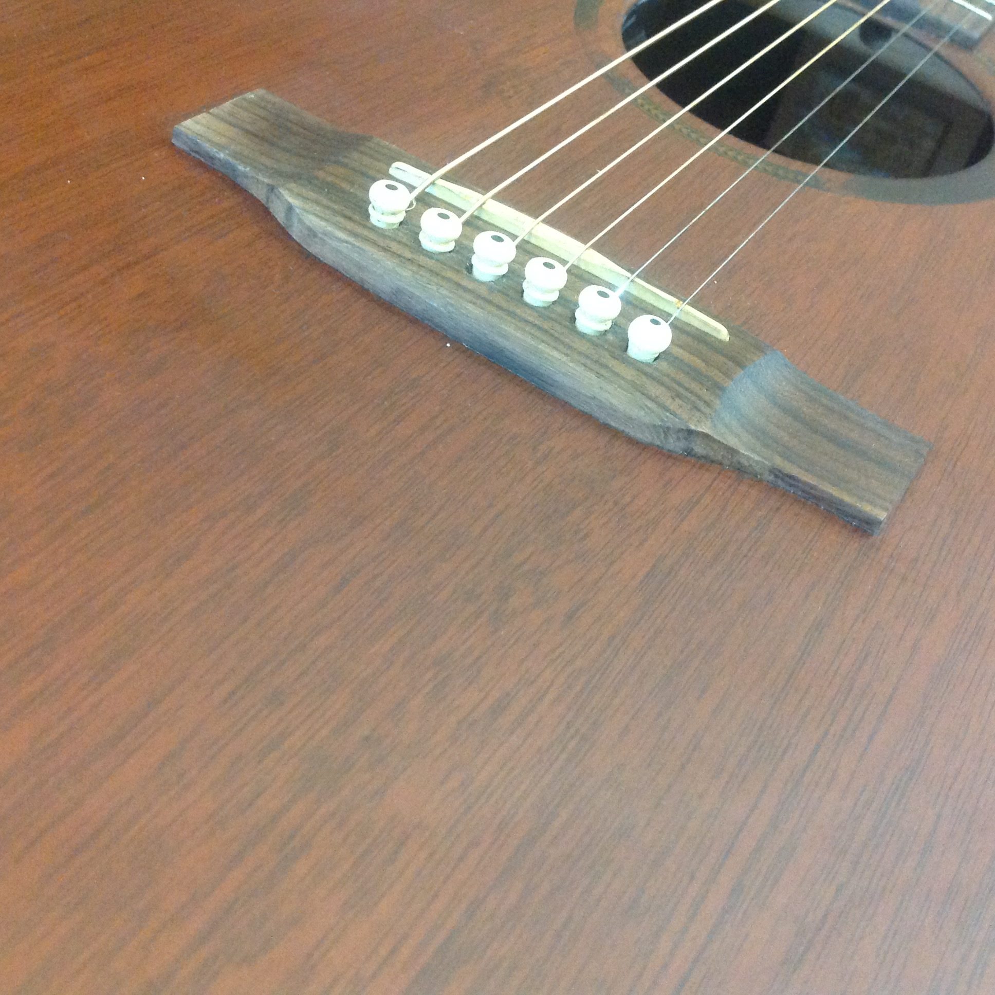 งามซ่อมสี MARTIN J15+ซ่อมบริดจ์(หย่อง)หลุด – MUGENGUITAR